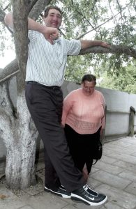 Top 10 Tallest Men in the World - Height Growth Blog